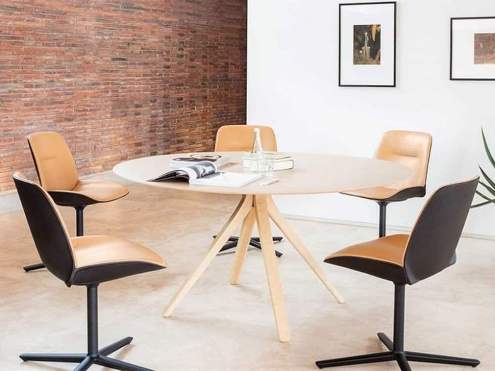 Nuez Table | UFL Group