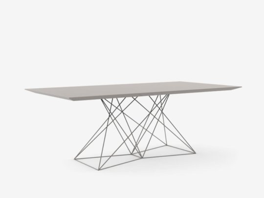 Tables / Desks | UFL Group