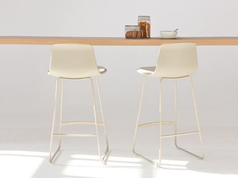 Lottus Sled Stool | UFL Group