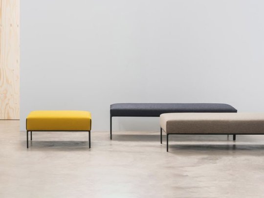 Raglan Sofa | UFL Group